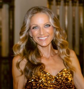 SUMMER WATSON - Hollywood Vocal Coach | Classical Crossover Singer